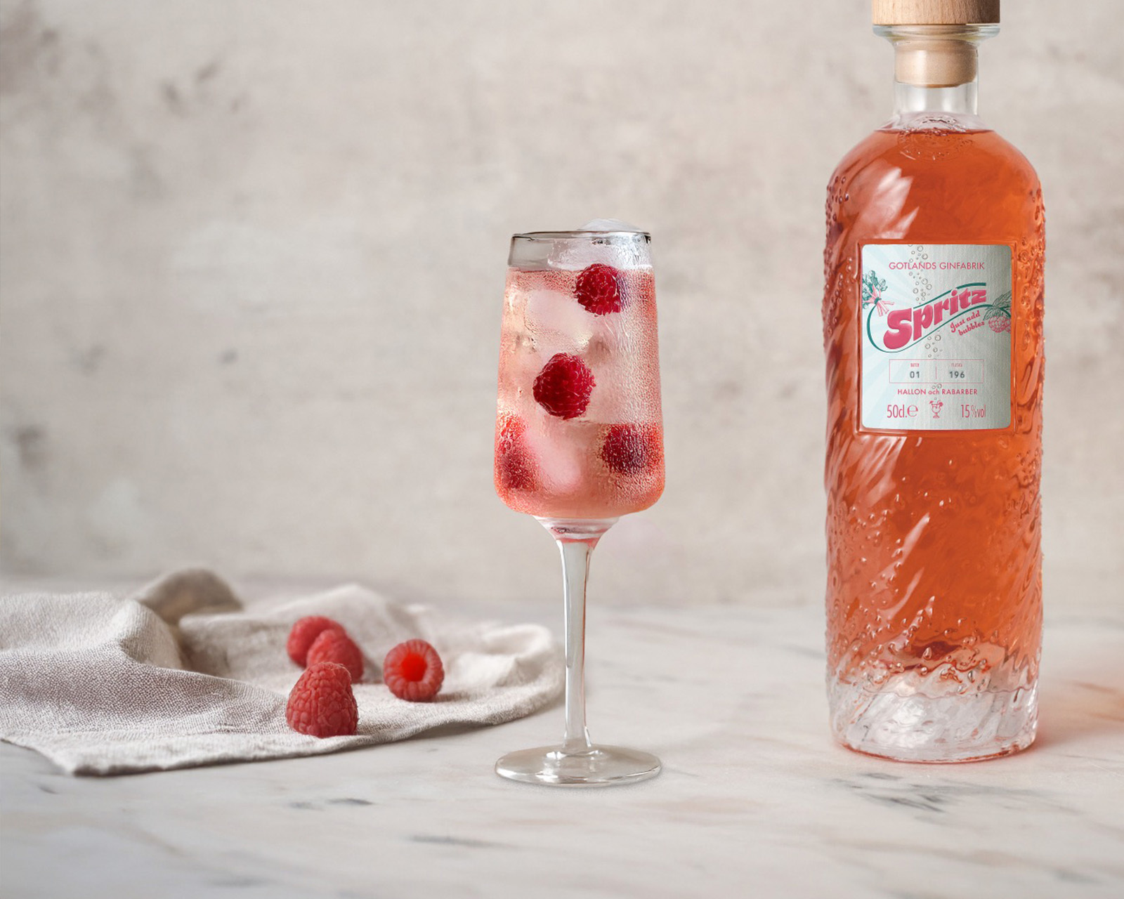 Ginfabrikens Rabarber Spritz - Dinadrycker
